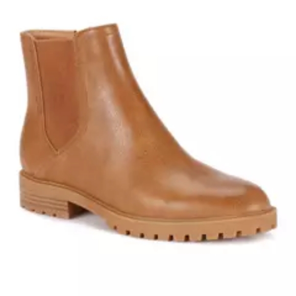 Wonderly | Shoes | Booties Cognac | Poshmark